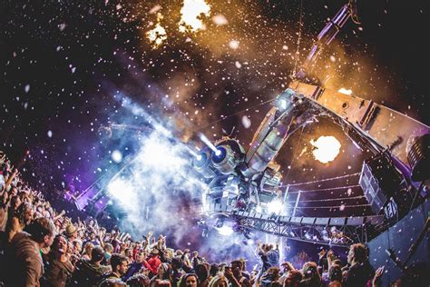 Falling Snow Effects For All Events Big And Small Snow Business