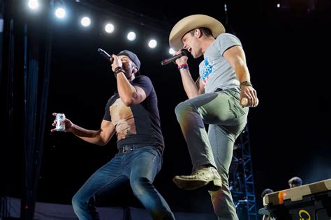 Luke Bryans Crash My Playa Lineup Includes Rhett Alaina Lynch