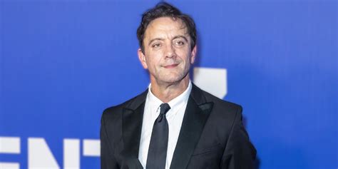 Why Netflixs Million Dollar Secret Host Peter Serafinowicz Hasn T