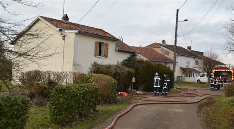 Une Maison Détruite Par Un Incendie La Presse De Vesoul