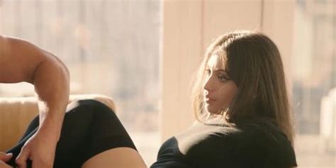 Liv Wild Taking Real Estate Photos Tnaflix Com