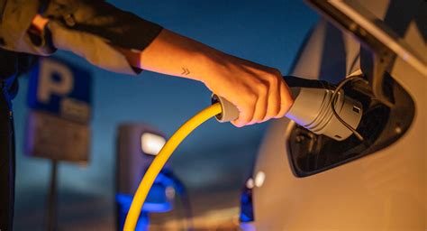 optimizing ev charging routes a guide to efficient electric vehicle