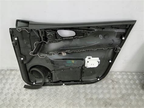 NISSAN QASHQAI J BOCZEK TAPICERKA DRZWI