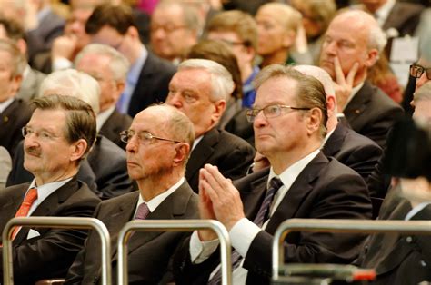 Berthold Leibinger Vermögen Privatvermögen Des Unternehmers