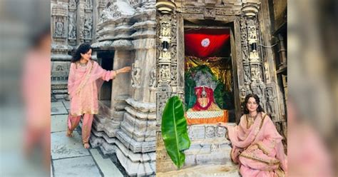 Kangana Ranaut Reached Mira Bai Palace In Rajasthan Before Release Of