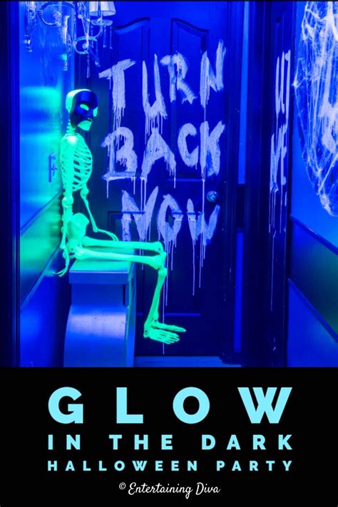 10 Easy Diy Black Light Halloween Decorations