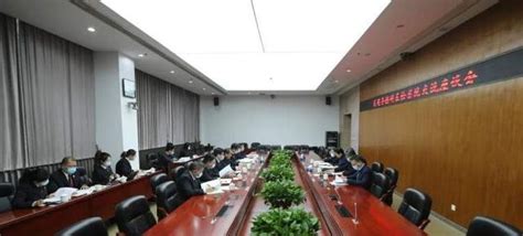 陆方舟调研嘉定区人民法院和区人民检察院