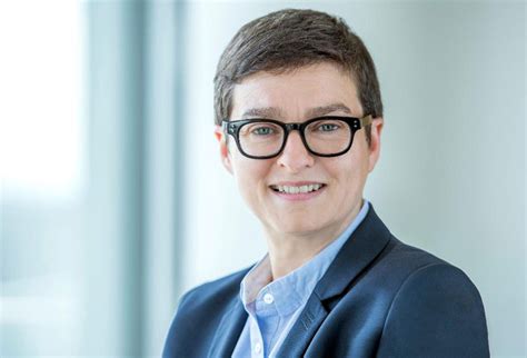 Man Group Names Robyn Grew Ceo As Luke Ellis Retires Alternative Fund