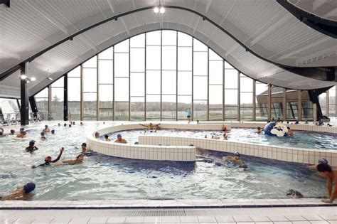 Pin on arquitectura | Water architecture, Water sports, Pool
