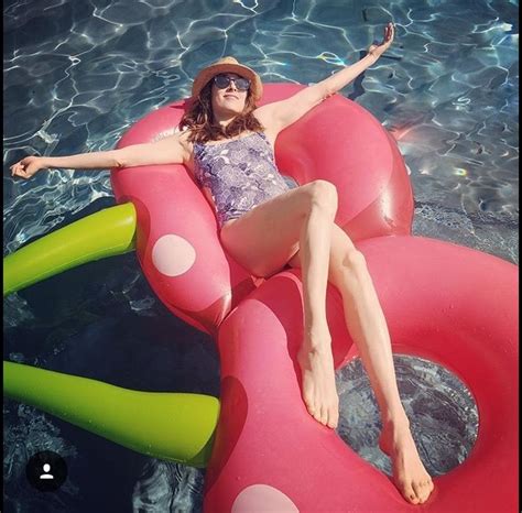 Marina Squerciati S Feet