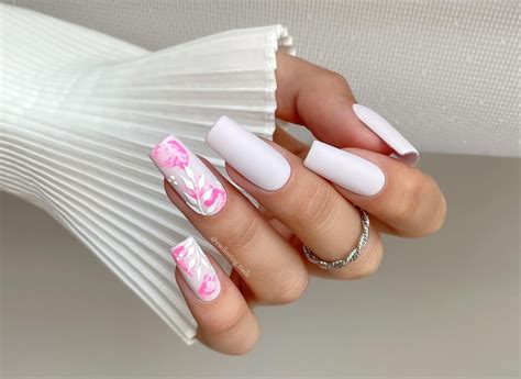 Tudo Branco Veja As Melhores Ideias Para Unhas Decoradas Claras