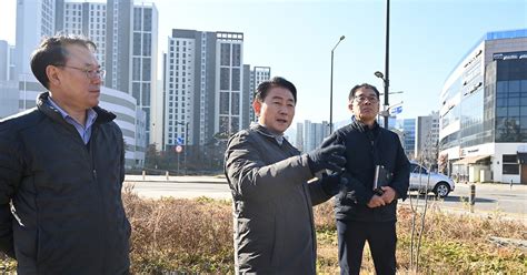 의정부시 방치된 땅을 공영 주차장으로나눔 주차장 조성