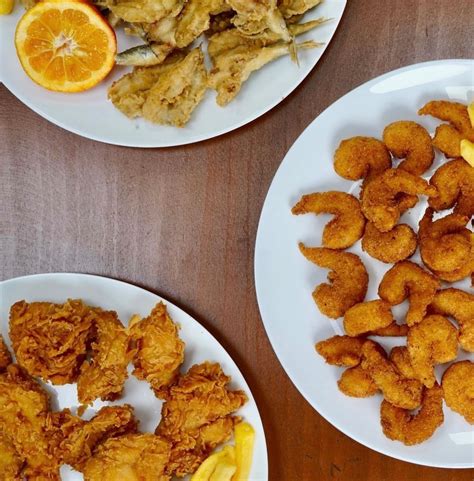 فست فود فیشر مناندرزگو اطلاعات، منو و آدرس کافه گردی تهران