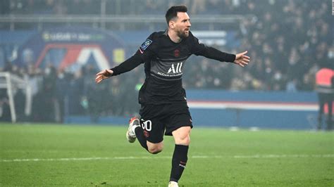 Messi Rompió El Maleficio Del Gol En La Ligue 1 Con El Psg Video Cnn