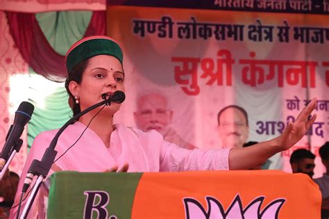 Bjp Leader Kangana Ranaut Meets Party President After Controversial Remarks