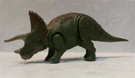Jurassic World Dino Rivals Dual Attack Triceratops Mattel 2018 Eur 13