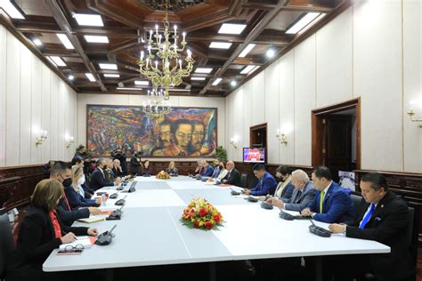 eraCiaDcr on Twitter RT GNB CZBolivar Ene Presidente NicolasMaduro recibió