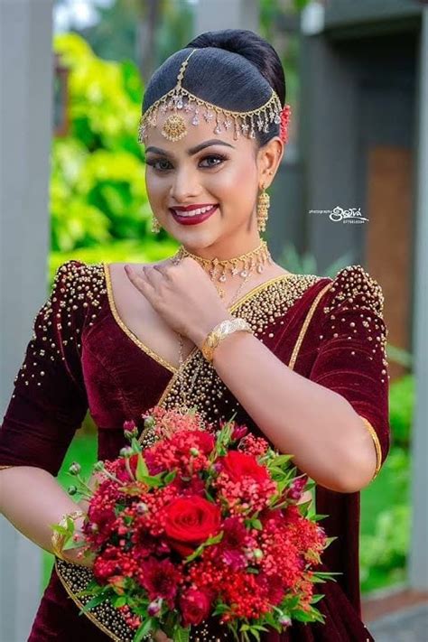 රතු පාටින් හැඩ වුනු ලස්සන මනමාලී🥹 ️ Foryourpage Viralvideo Wedding Love Youtube