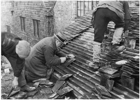 Fancy That… Winston Churchill Doing A Bit Of Roofing 👍 Really Is Him Rob Day Mior