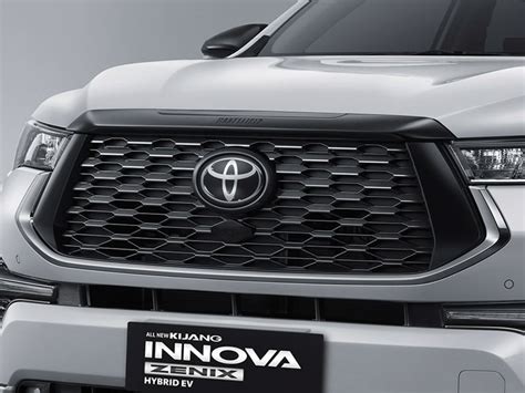 Toyota Innova 大改款印尼首发 搭载 Dynamic Force 引擎 TNGA 模组化底盘 改为前轮驱动 新增油电版 Toyota Innova