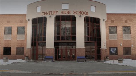 Highland High Schoolers Celebrate Their Second First Day Of School At