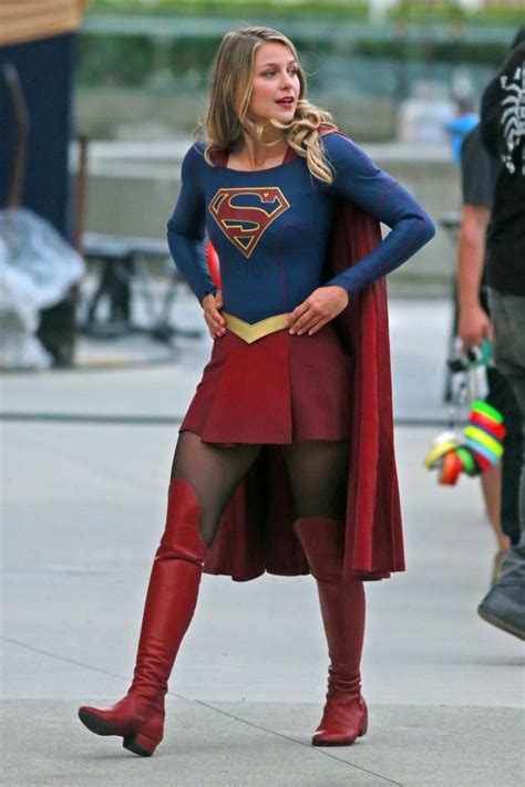Melissa Benoist That Corset Must Be Tight Supergirl Outfit Supergirl Melissa Benoist