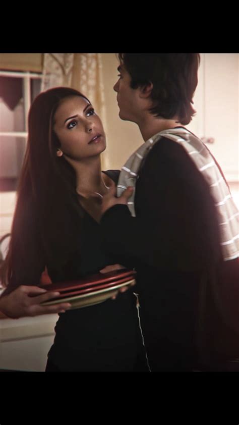 Sᴀ Wᴏʀʟᴅ🎶 ‎مکانِ‌آشنا میستیک‌فالز🩸🍷🐦‍⬛ الینا‌ودِیمن تنهازوجی‌ان که بعدسالها هنوزم برامون