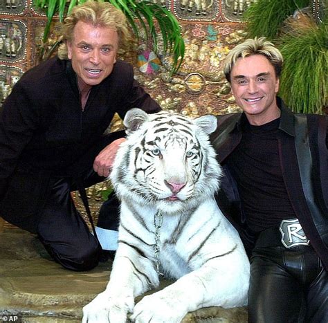 Siegfried And Roy Handler Claims The Pair Are Lying About Tiger Attack