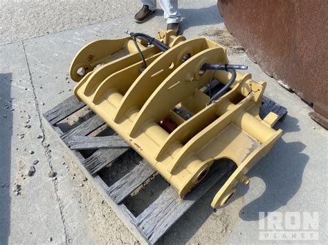 Cat Wheel Loader Quick Coupler In Omaha Nebraska United States