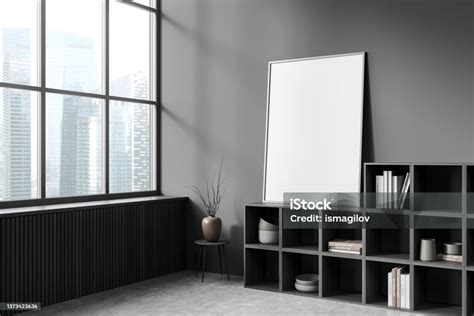 나무 선반과 장식 모형 포스터와 어두운 전시실 인테리어 전문가용 캔버스에 대한 스톡 사진 및 기타 이미지 전문가용 캔버스 집 벽 Istock