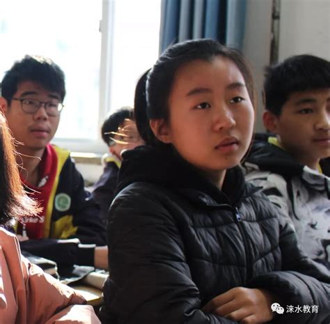 冰寒刺骨水中救人！请为涞水二中的这群孩子点赞！ 搜狐大视野 搜狐新闻