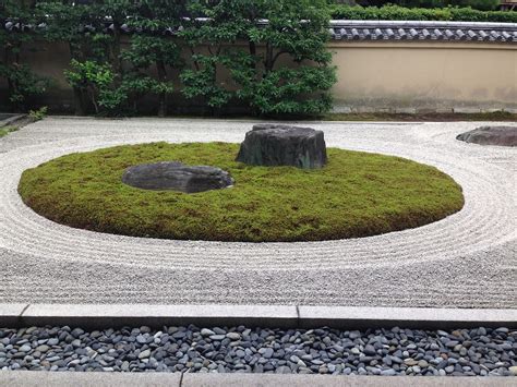 Systematic Innovation Management From The Perspective Of Knowledge