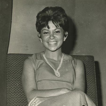 Isabel Allende Biografía