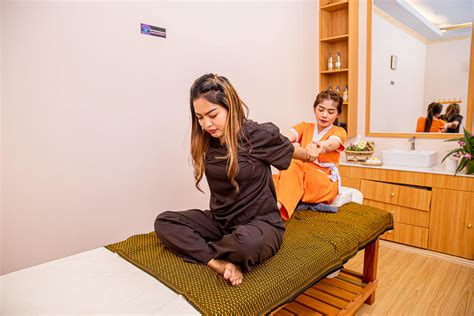 ការម៉ាស្សាមាន អត្ថប្រយោជន៍ដល់ម្លឹងផង…