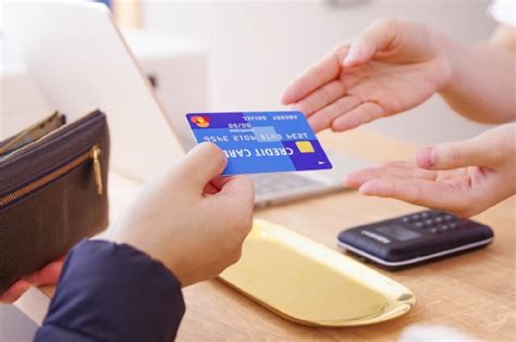満足度の高い「年会費無料」のクレジットカード 「楽天」「エポス」を抑えた1位は？（12 ページ） Itmedia ビジネスオンライン