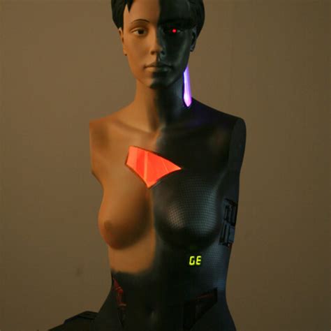 Cyber Woman Techpowerup Case Modding Gallery