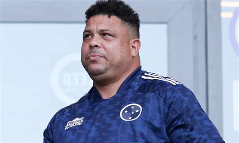 Cria Da Base Do Santos Não Perde Tempo E Humilha Ronaldo Fenômeno