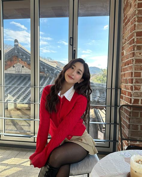 장효진 제일 예쁜 모습만 담는 너 여행 연말 전주 한옥마을 객리단길 Instagram