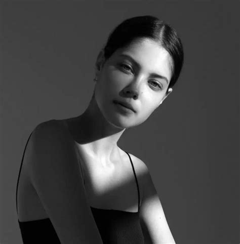 Myers Model Agency Tania