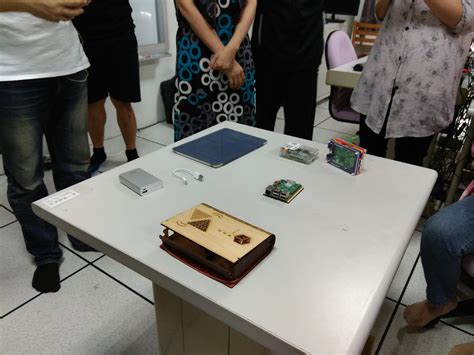 阿簡生物筆記 Moodle帶著隨身走 魔豆盒moodlebox