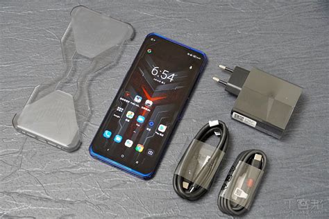 聯想電競手機 Legion Phone Duel 開箱評測，專為玩家打造的純電競手機 T客邦