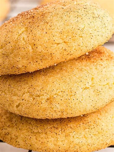 Old Fashioned Soft Molasses Cookies The Salty Marshmallow