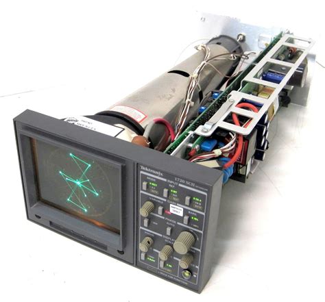 Tektronix 1720 Sch Vectorscope Ntsc With Sch Phase Nist Traceable Industrial