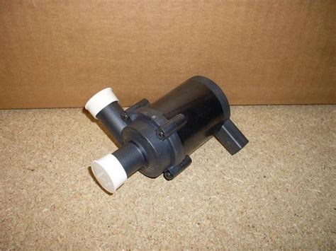 Vwtransporter T5 Additional Water Pump Aux Heater 7h0965561 New