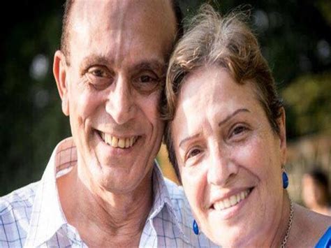 محمد صبحي يرثي زوجته برسالة مؤثرة في ذكرى زواجهما مصراوى