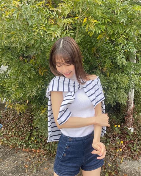 柏木由紀 𖤣𖤥𖠿𖤣𖤥 週刊ヤングジャンプ 発売中です Wackメンバーと巻末グラビア、 ソロでセンターグラビアをやらせていただいてます
