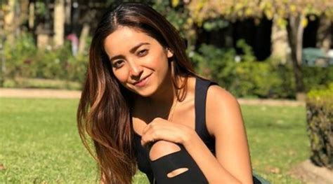 Asha Negi Takes A Time Out From Instagram Heres Why Deets Inside