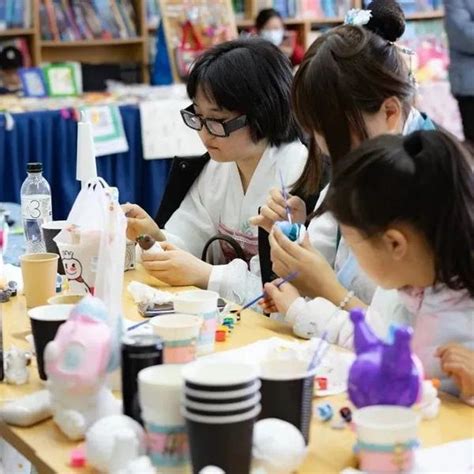 青岛国际学校｜解锁梅村古风市集 知乎