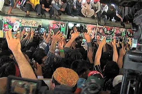 Ppp Train March Leaves For Sukkur From Nawabshah Pakistan Dunya News