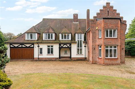 Detached House For Sale With 5 Bedrooms Hall Road Rochford Fine